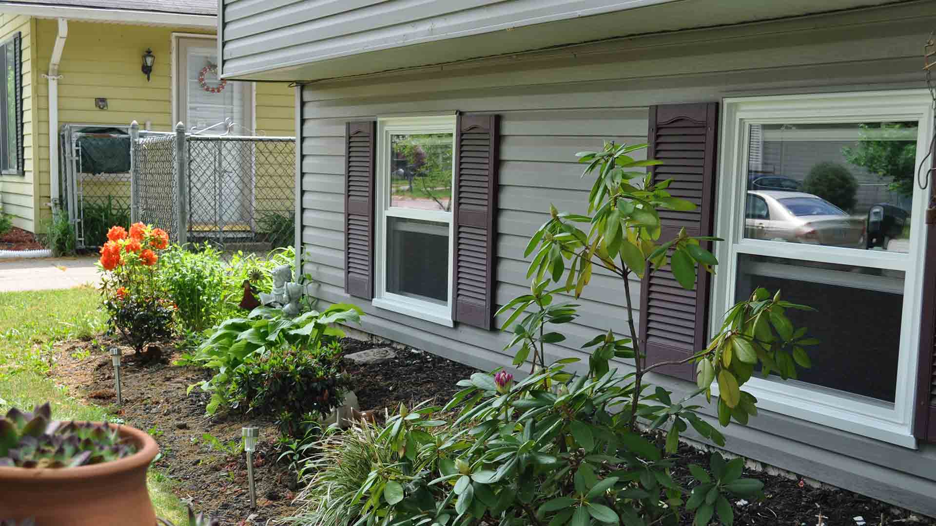 Crank Out Windows - Universal Windows Direct